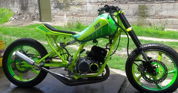 Moto Yamaha DT 175 $ 70000