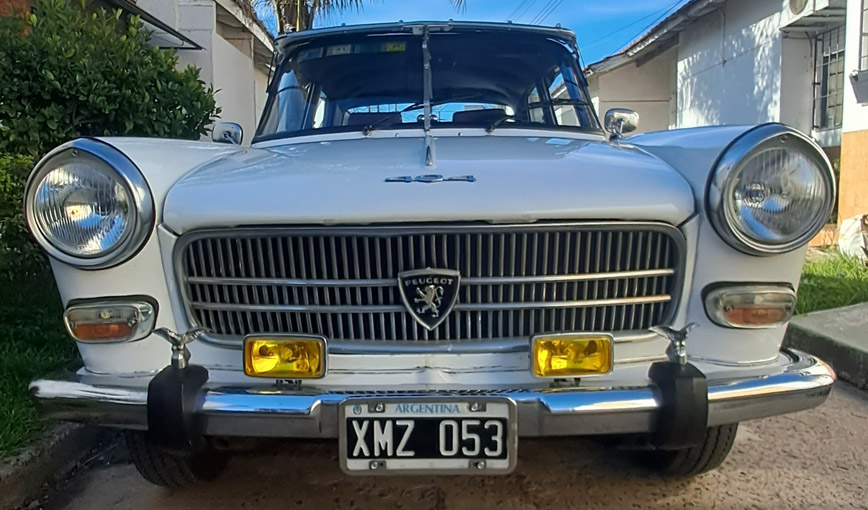 Peugeot 404 D USD 5000